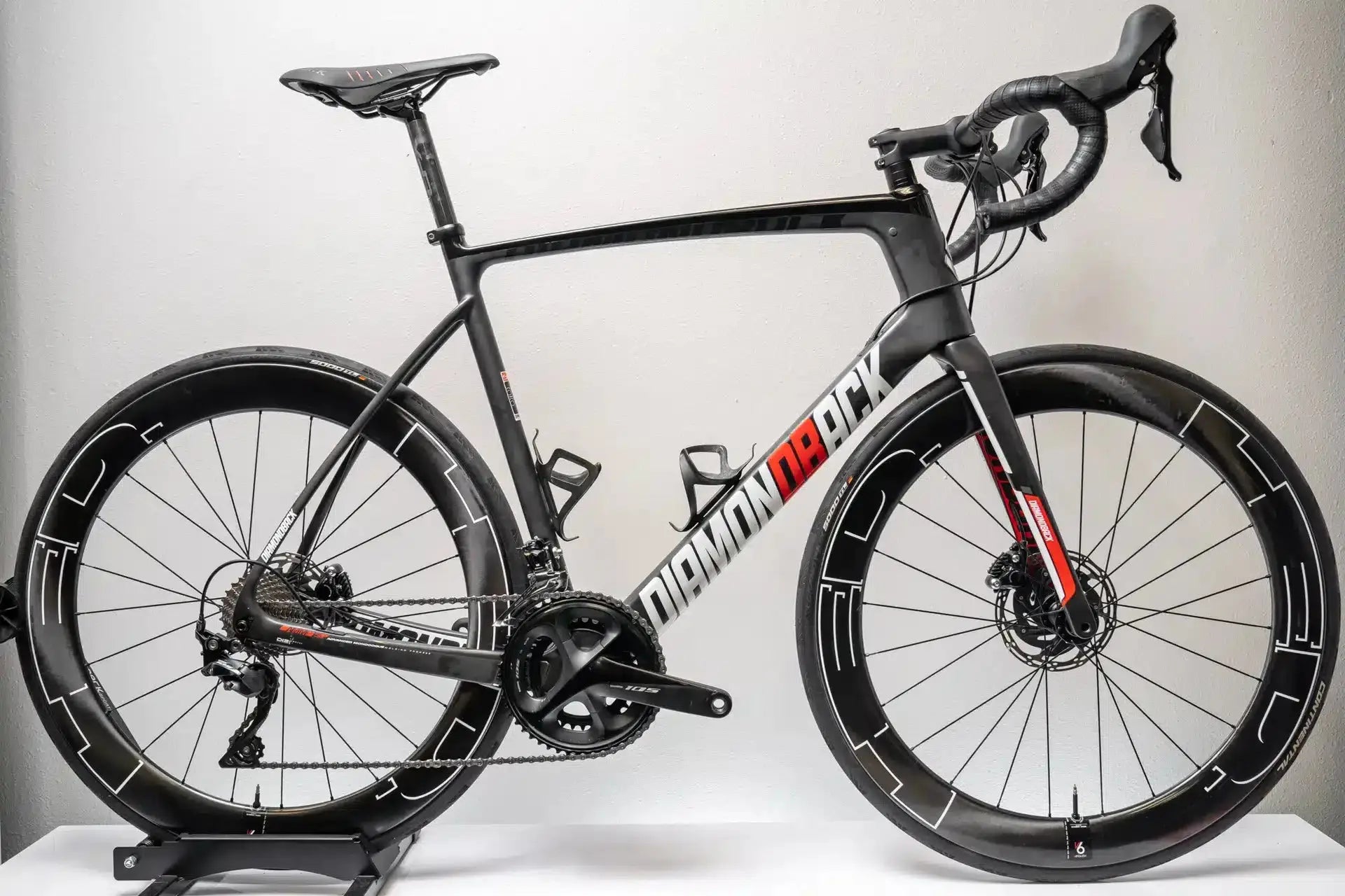 **SOLD** Diamondback E'tape Custom (58cm) - Dialed Cycling Lab